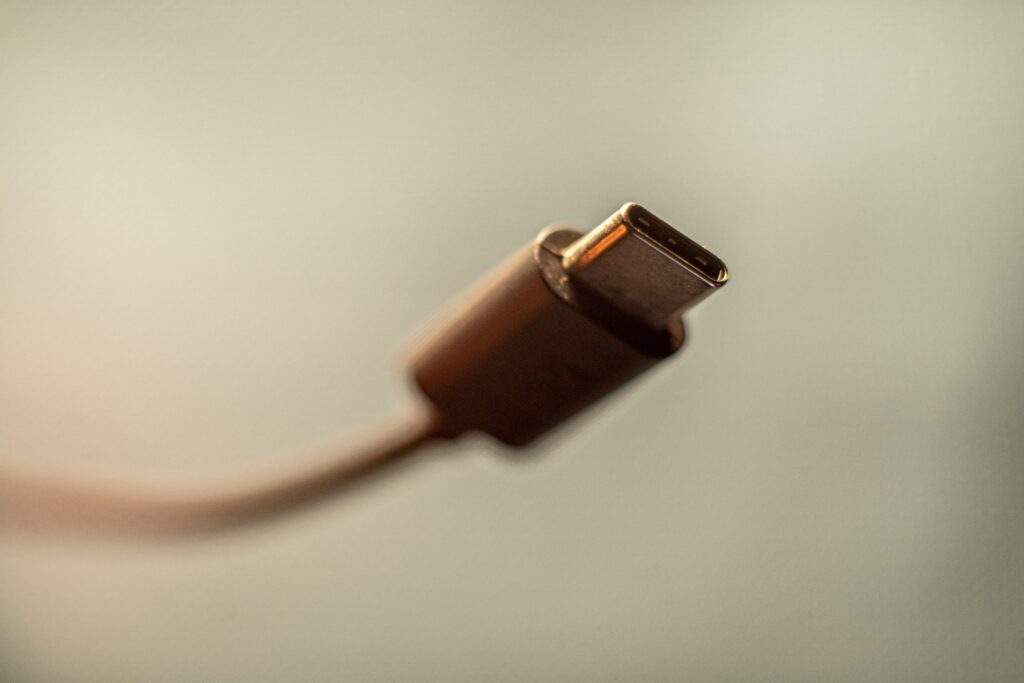 USB-C vs. Thunderbolt - When Form Factors Collide - Global American
